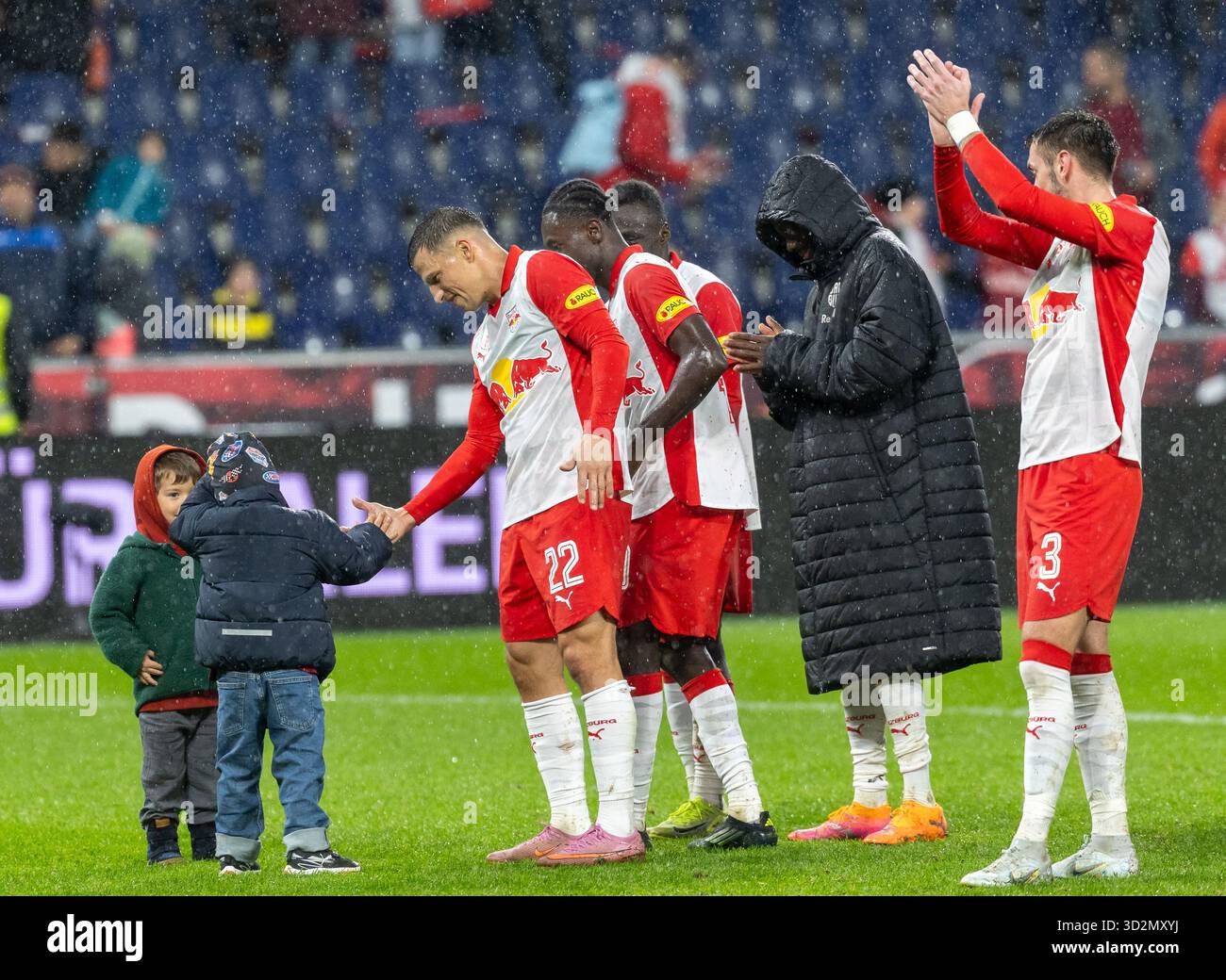 ABD0070 20251102 - SALZBURG - ÖSTERREICH: Stefan Lainer (RB Salzburg ...