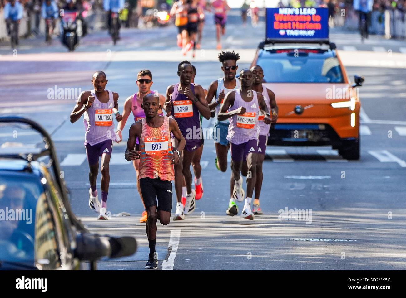 Hillary Bar, center, of the United States, leads the pack through ...