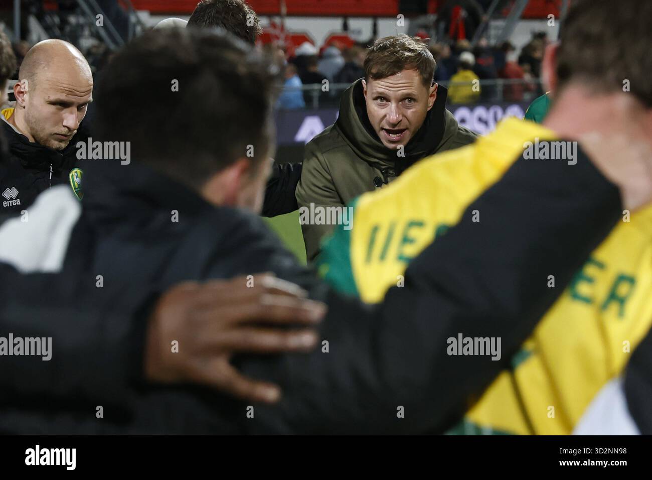 MAASTRICHT , 02-11-2025 , De Geusselt , season 2025 / 2026 , Dutch ...