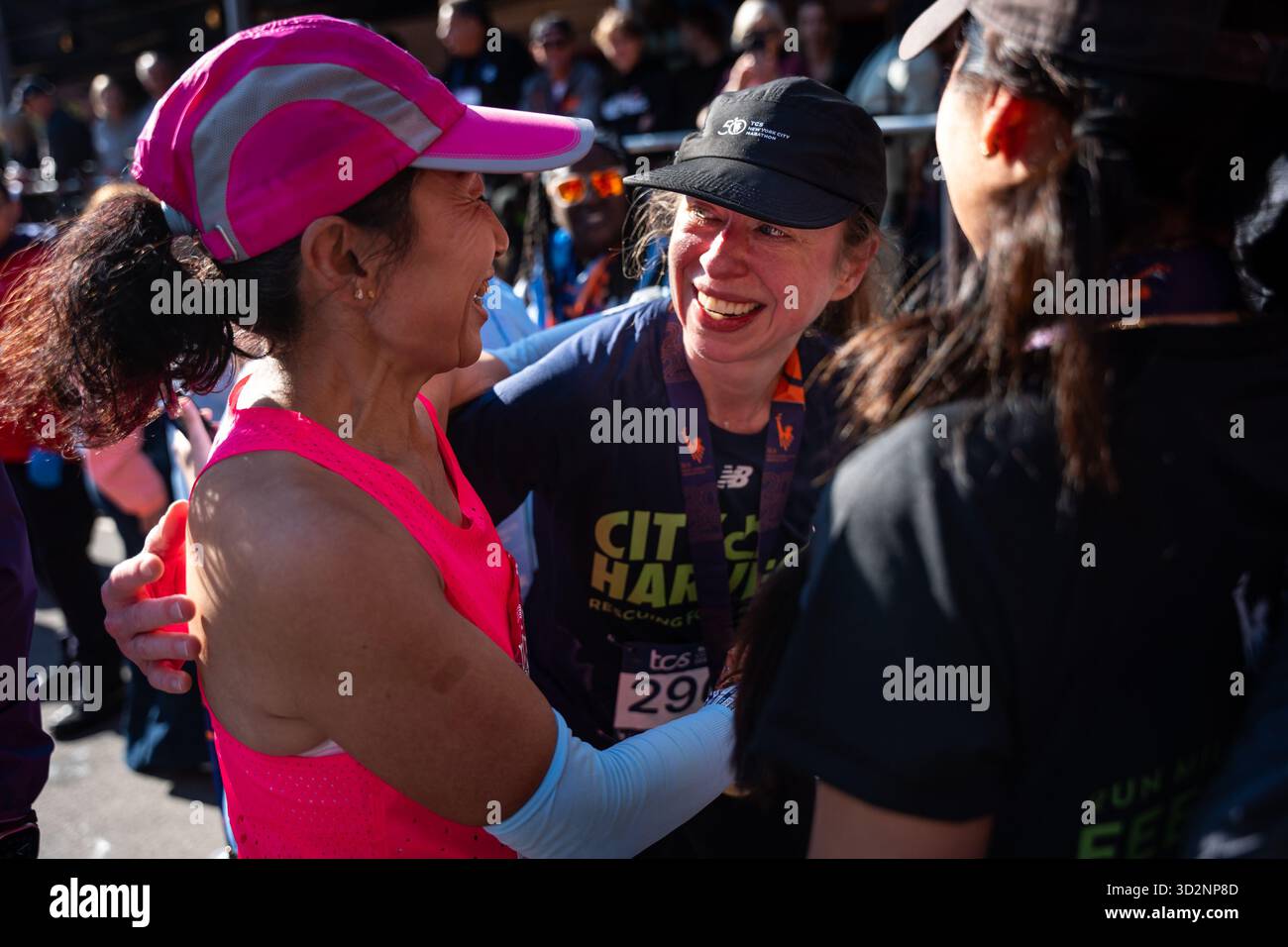 Chelsea Clinton, daughter of former President Bill Clinton, greets a ...