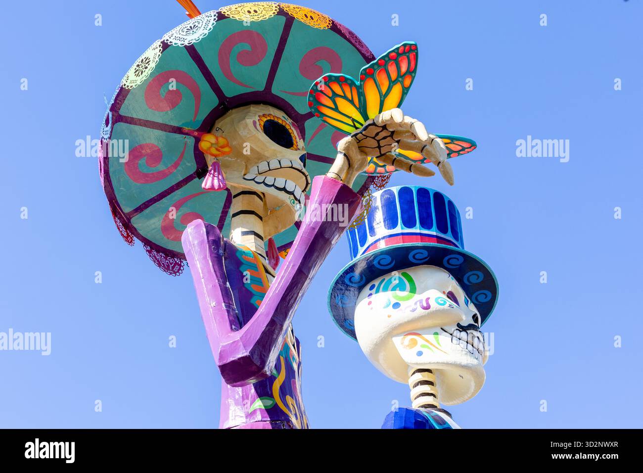 26th October 2025. La Catrina and El Catrin, 38.5-foot tall statues ...
