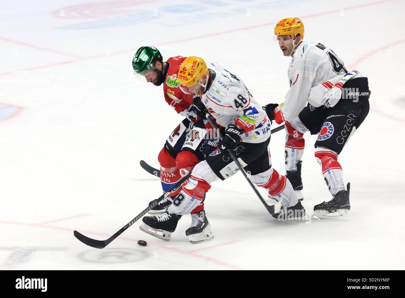 11/02/2025, Uber-Arena, Berlin, DEU, DEL, 1.EBL, Polar Bears vs ...