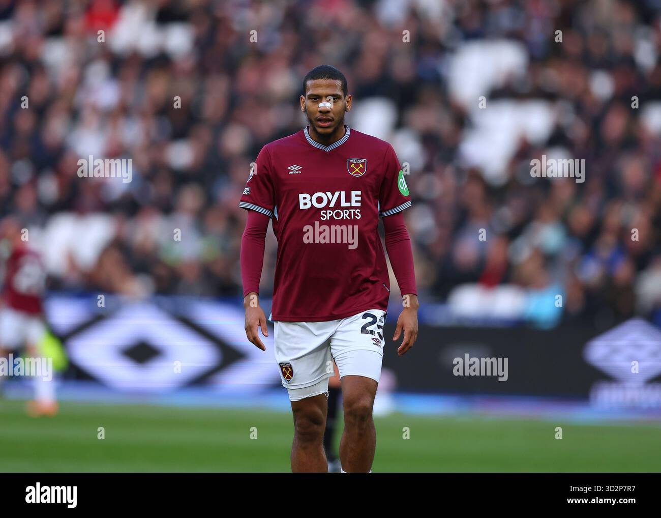 2nd November 2025; London Stadium, London, England; Premier League ...