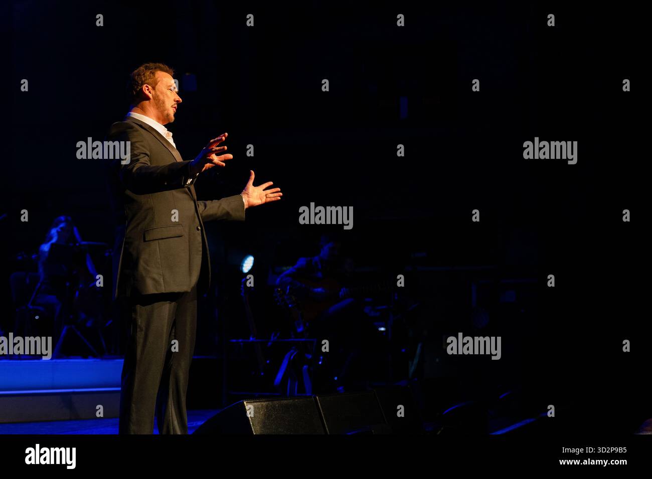 Cambridge, UK, 2 November, 2025. Russell Watson in concert. Pictured ...