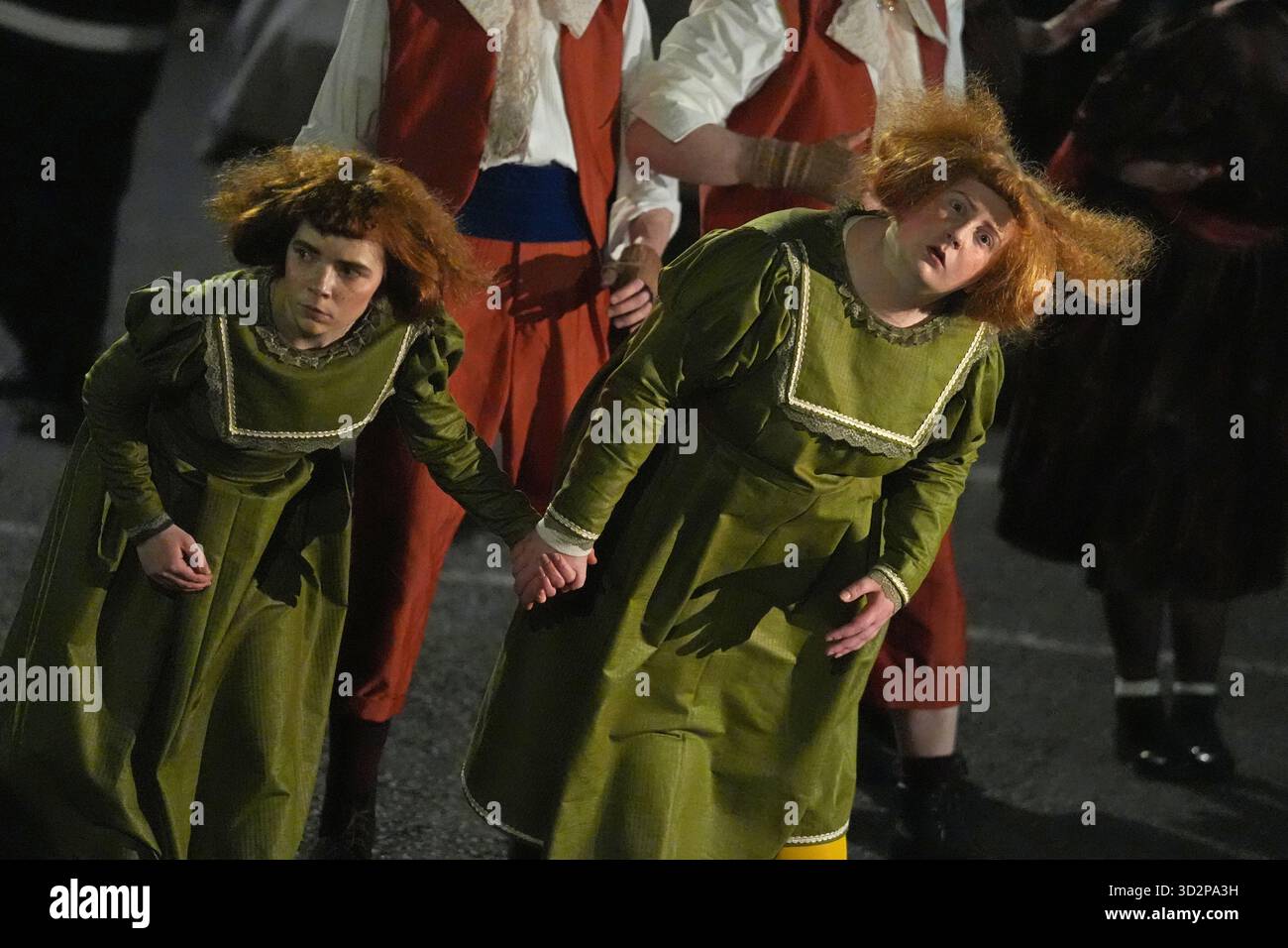 Performers at the Macnas Parade 'An-Treun - The Summoning of the Lost ...