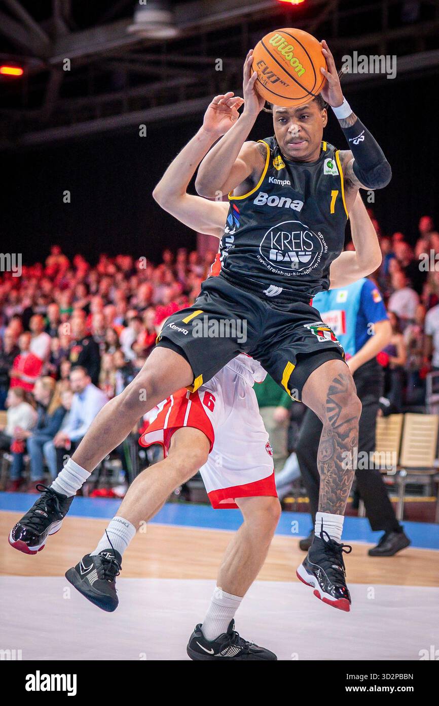 Phillip montreal Russell (Bozic Estriche Knights Kirchheim, 1, PG); K ...