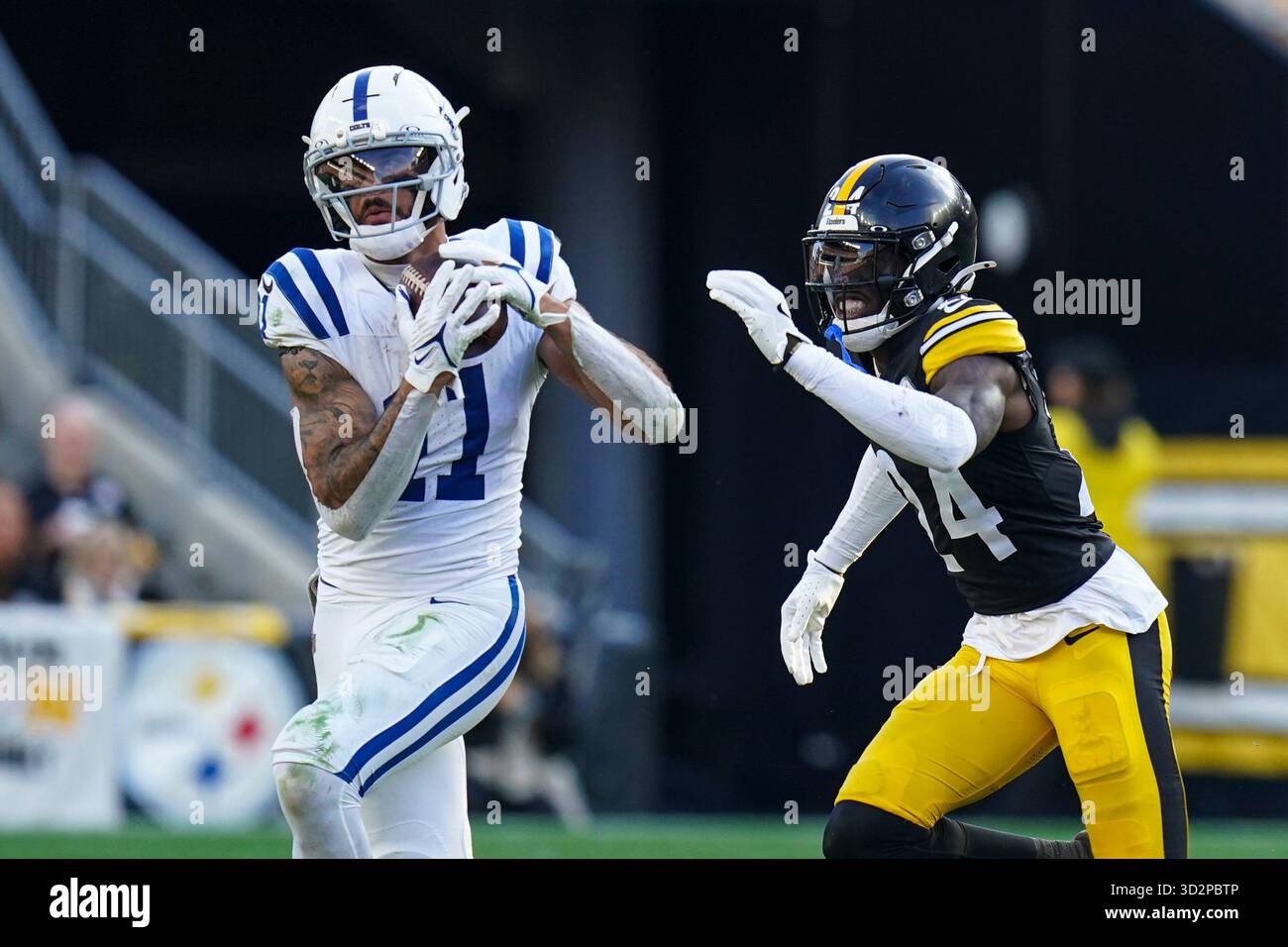 Indianapolis Colts wide receiver Michael Pittman Jr. (11) makes a catch ...