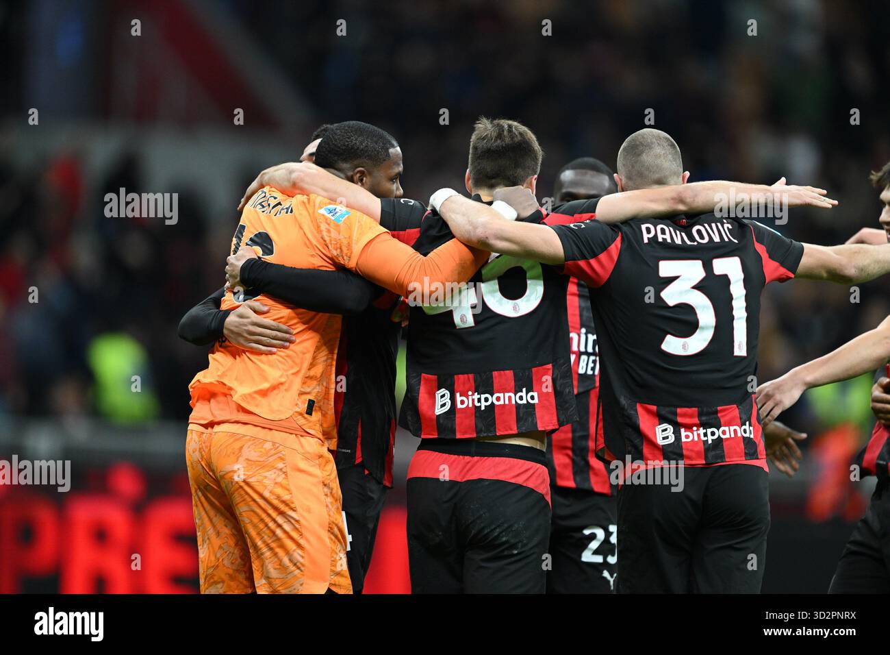 Team of AC Milan celebrating after a victory during the Italian Serie A ...
