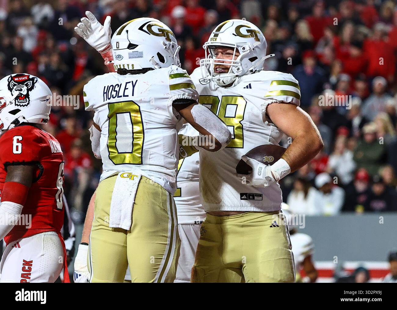 November 1, 2025: Georgia Tech running back Malachi Hosley (0) and ...