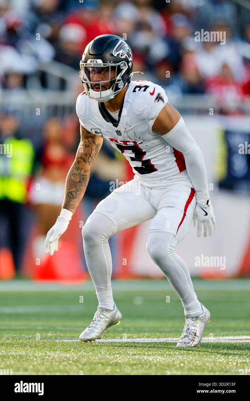 Atlanta Falcons safety Jessie Bates III (3) drops into coverage during ...