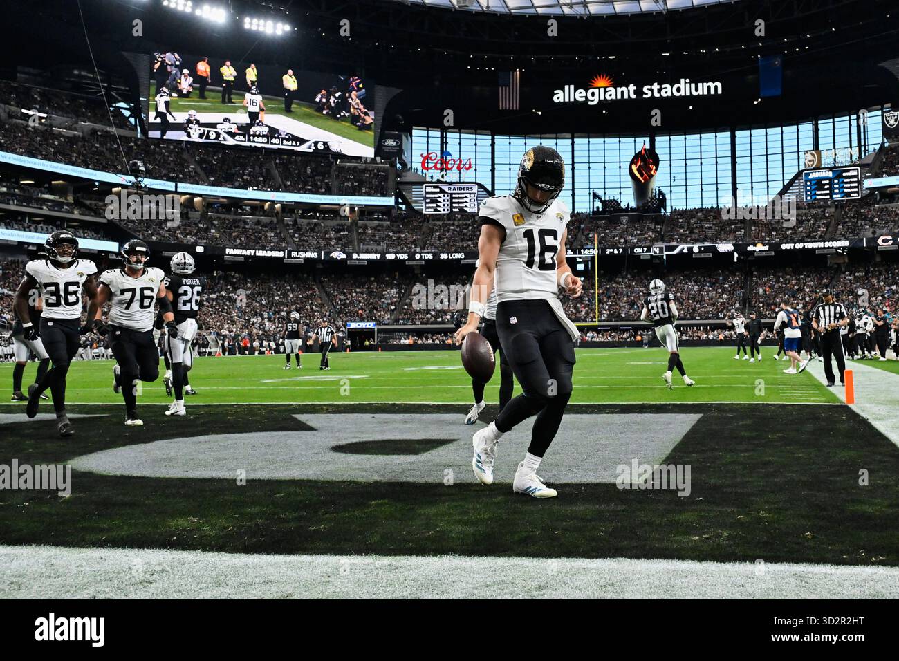 Jacksonville Jaguars quarterback Trevor Lawrence (16) celebrates after ...