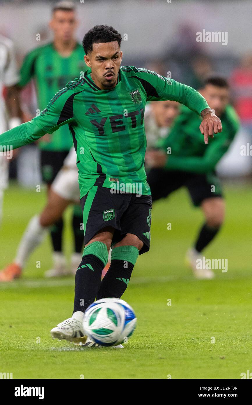 Austin FC midfielder Daniel Pereira scores a penalty kick against Los ...