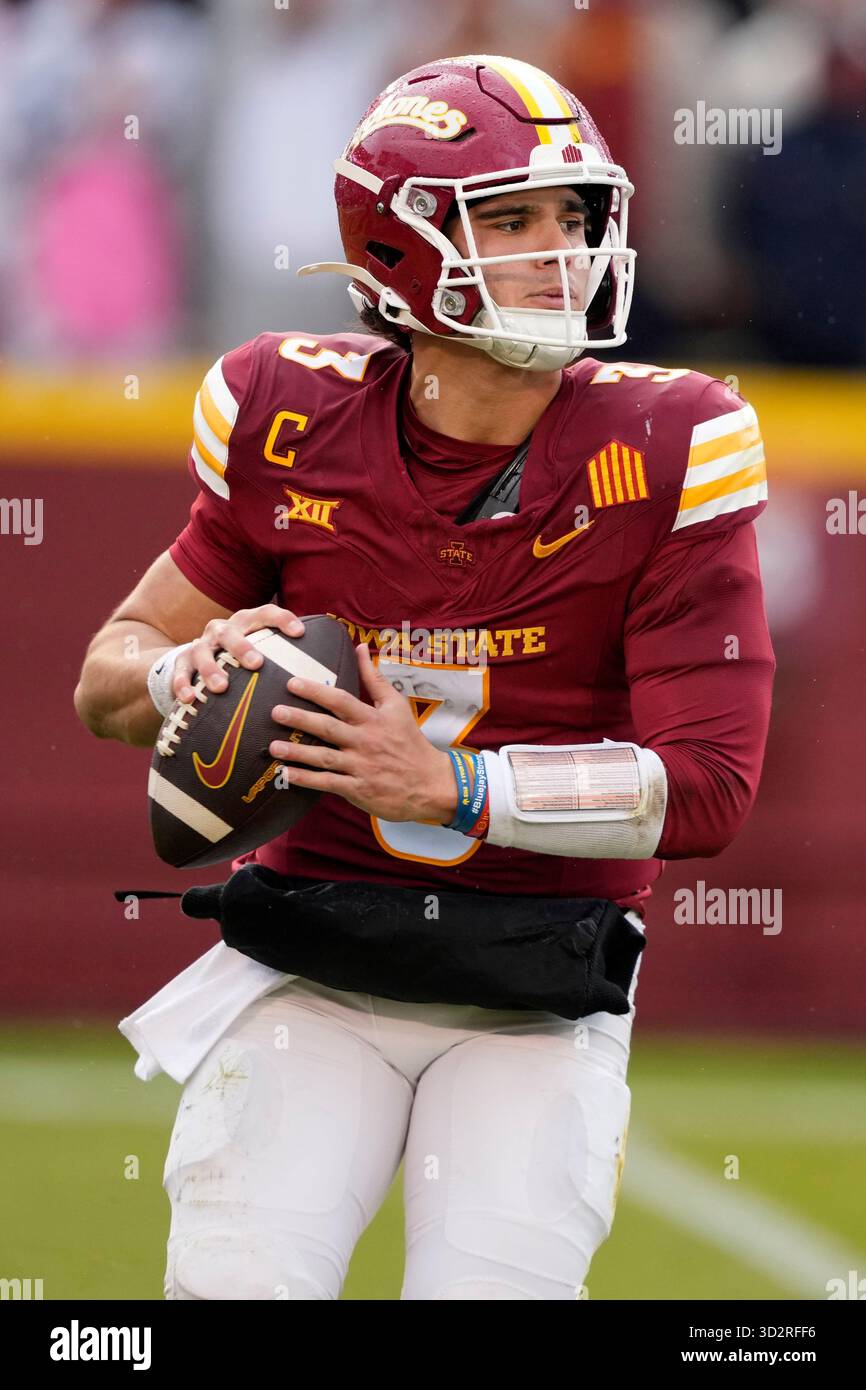 Iowa State quarterback Rocco Becht throws a pass during the second half ...