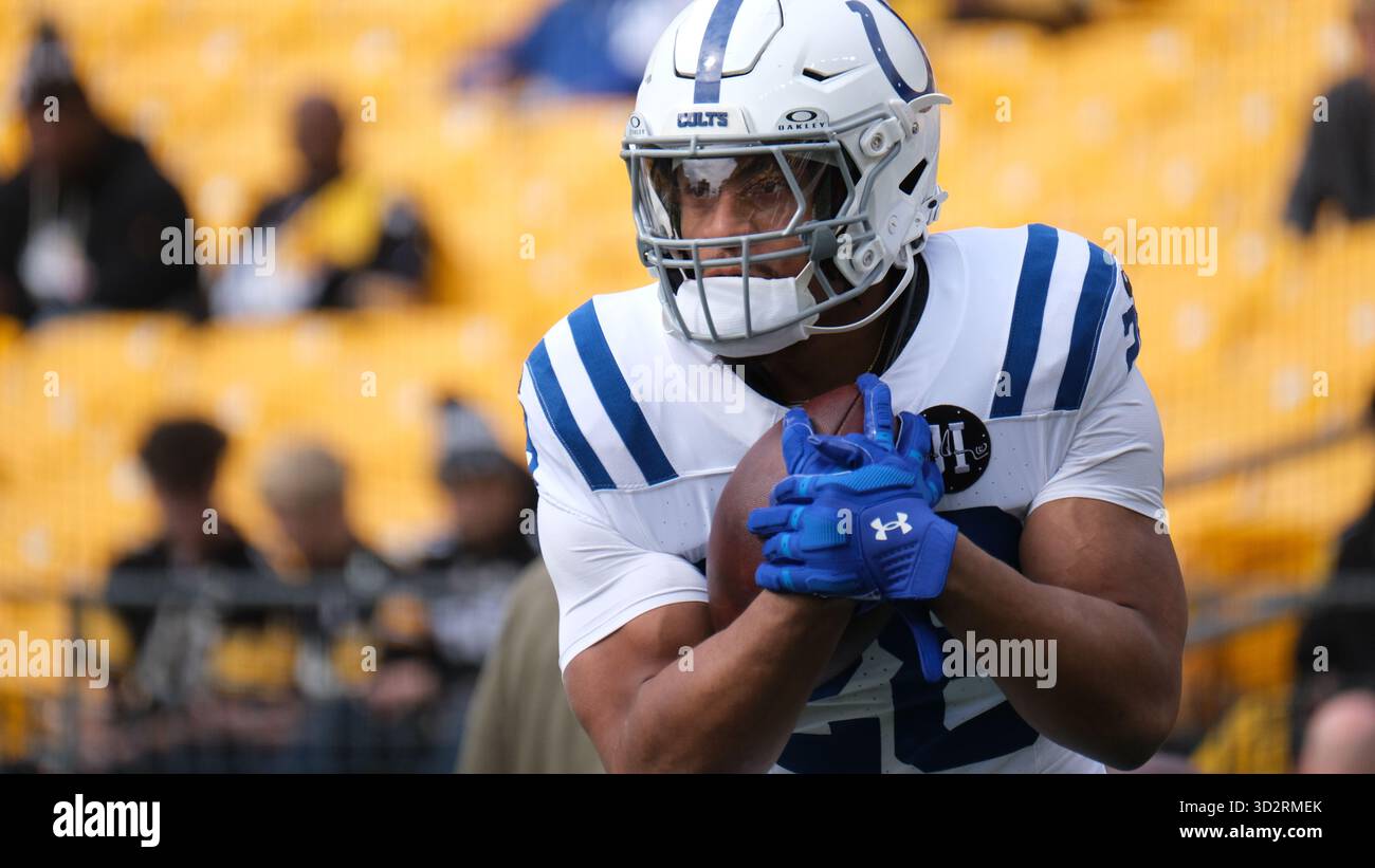 Nov 2, 2025: Jonathan Taylor #28 during the 2025 Steelers vs Colts game ...