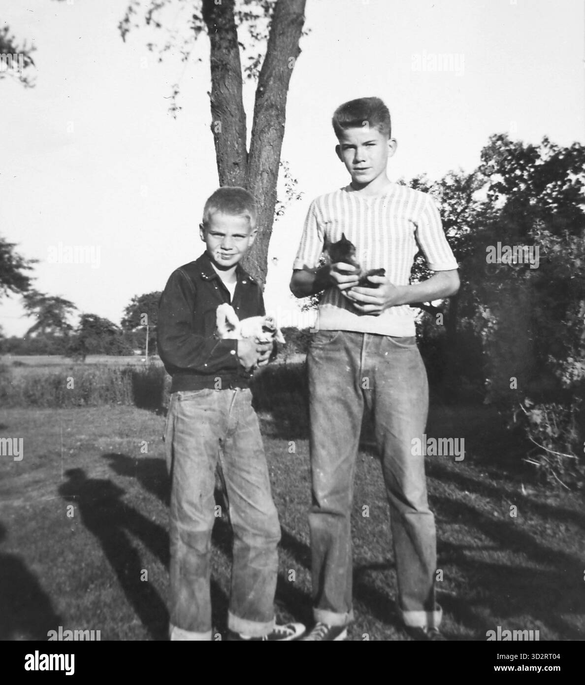 Vintage brothers photo hi-res stock photography and images - Alamy