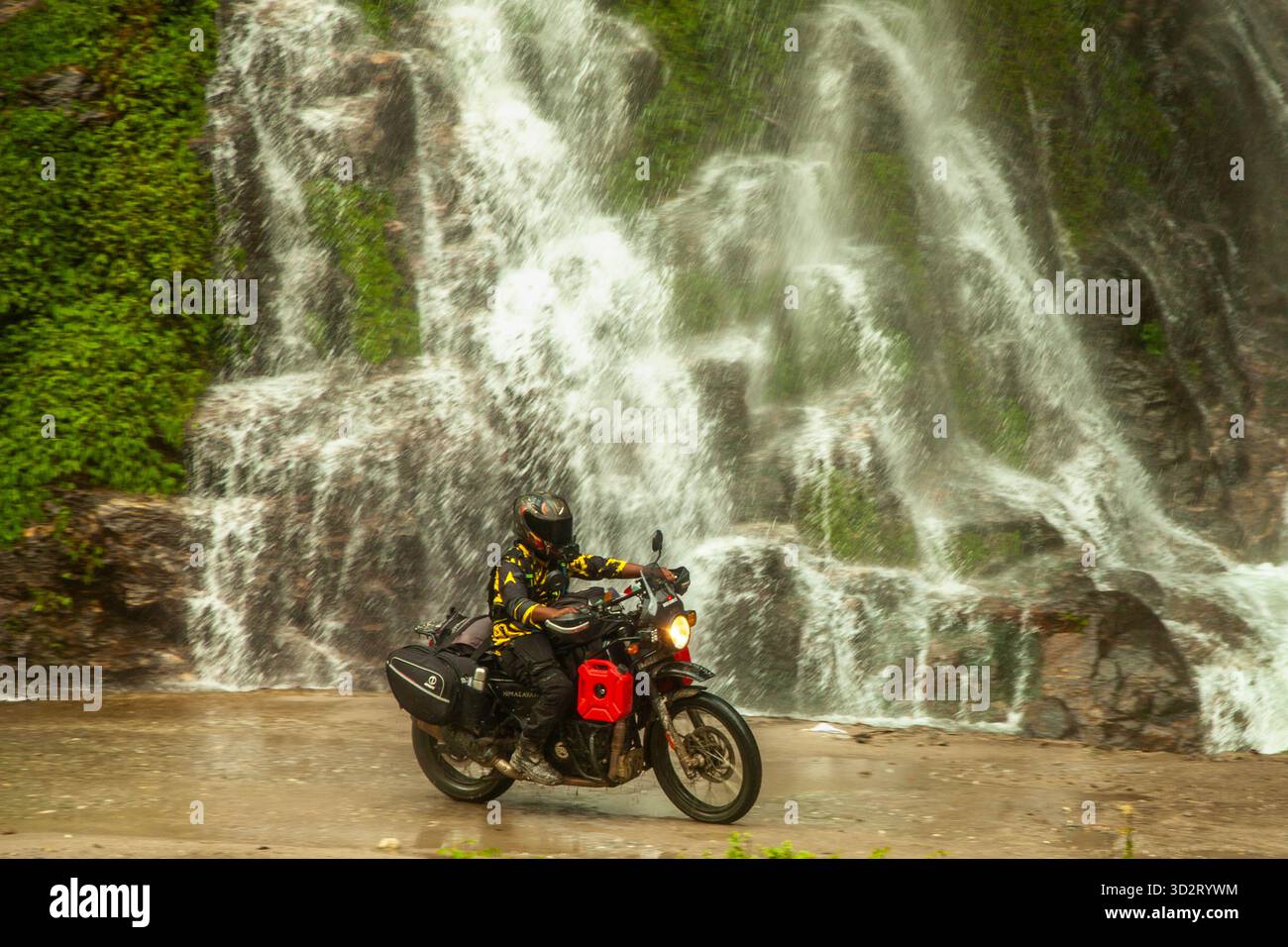 Exploring mountain trail motorcycle hi-res stock photography and images ...