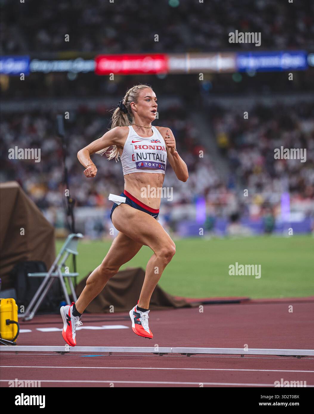Hannah Nuttall participating in the World Athletics Championships in ...