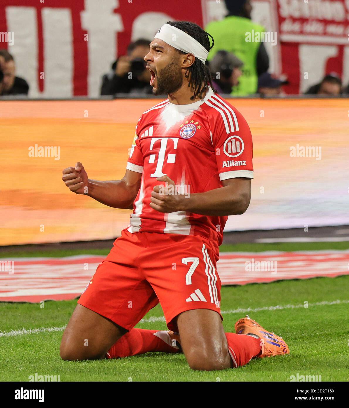 firo: 01.11.2025, Football, Soccer, 1st League, 1st Bundesliga, 2025/ ...