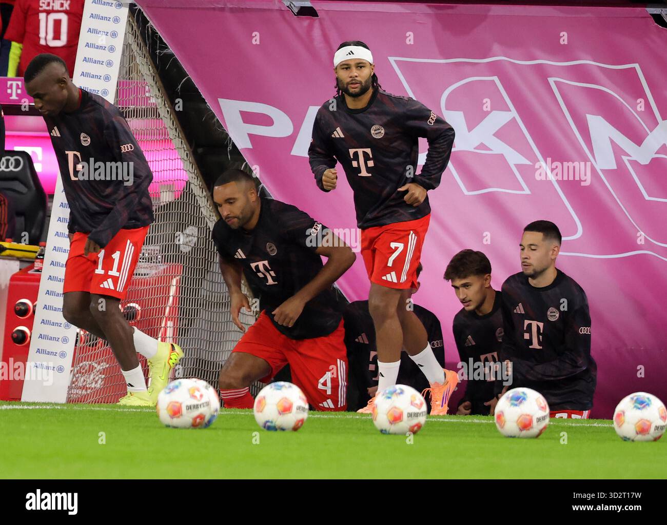 firo: 01.11.2025, Football, Soccer, 1st League, Bundesliga, 2025/2026 ...