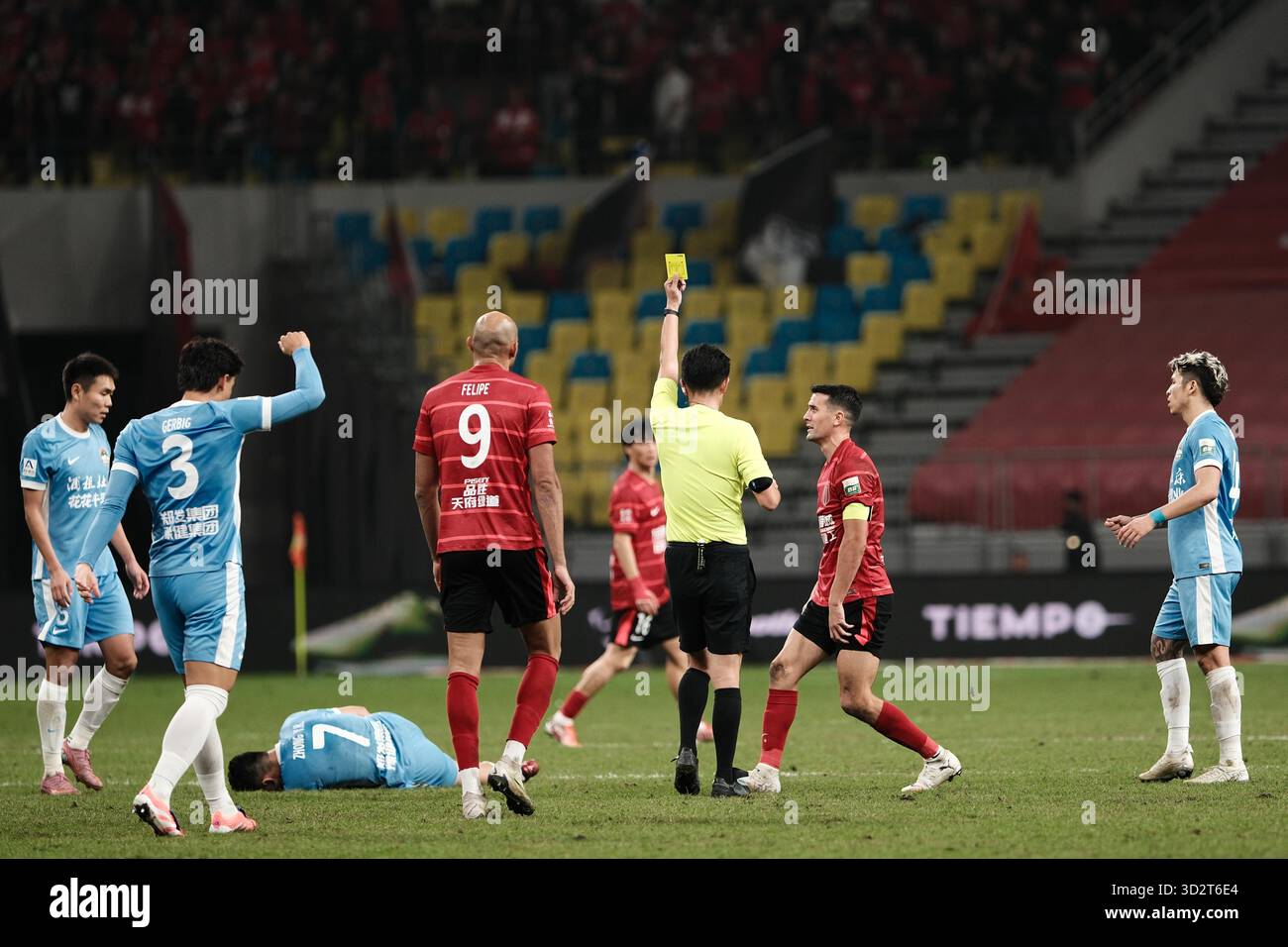 Henan Jiuzu Dukang Football Club defeated Chengdu Rongcheng Football ...