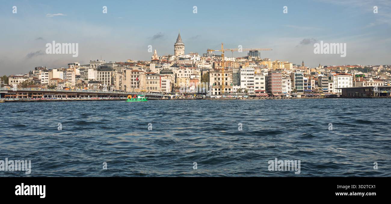 ISTANBUL, TURKEY - NOVEMBER 01, 2025: Panoramic view of the Karakoy and ...