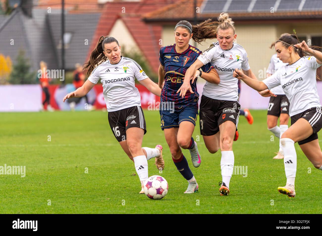 Szczecin 02.11.2025 Soccer mecz 10. kolejka Orlen Ekstraliga Kobiet ...