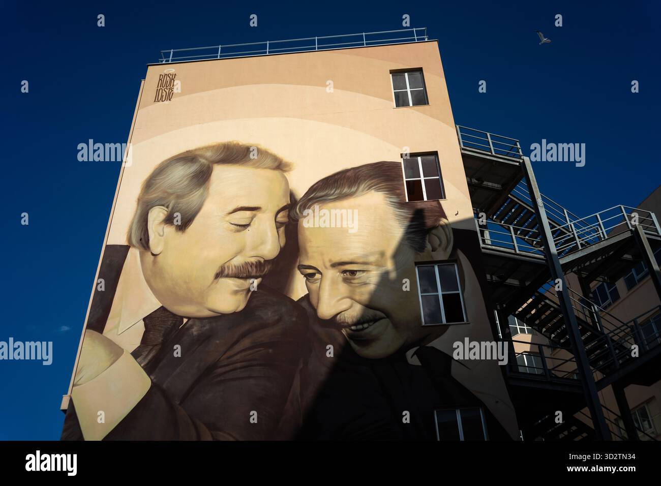 Mural of the anti-Mafia judges, Giovanni Falcone and Paolo Borsellino ...