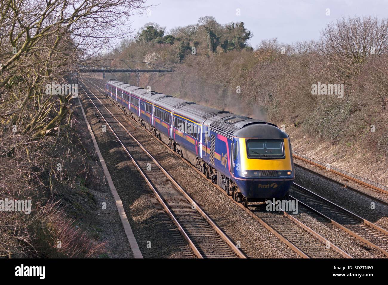 A First Great Western HST formed of power cars Nos 43027 and 43028 at ...