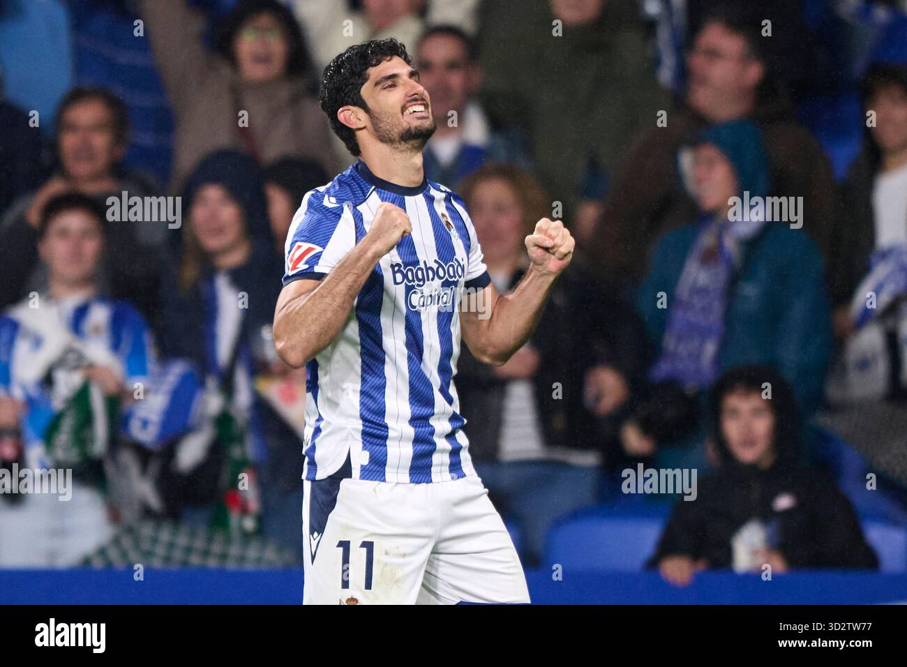 Gonzalo Guedes of Real Sociedad celebrates after scoring his team's ...