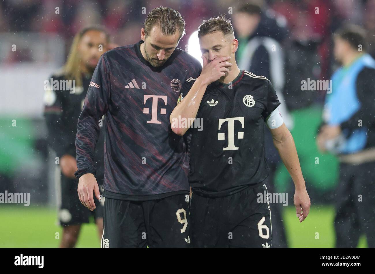 firo: 29.10.2025 Football: DFB Cup 1.FC Cologne - FC Bayern Munich ...