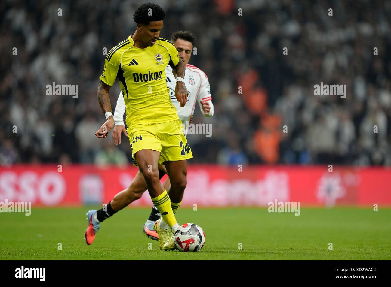 Jayden Oosterwolde of Fenerbahce SK seen in action during the Turkish ...