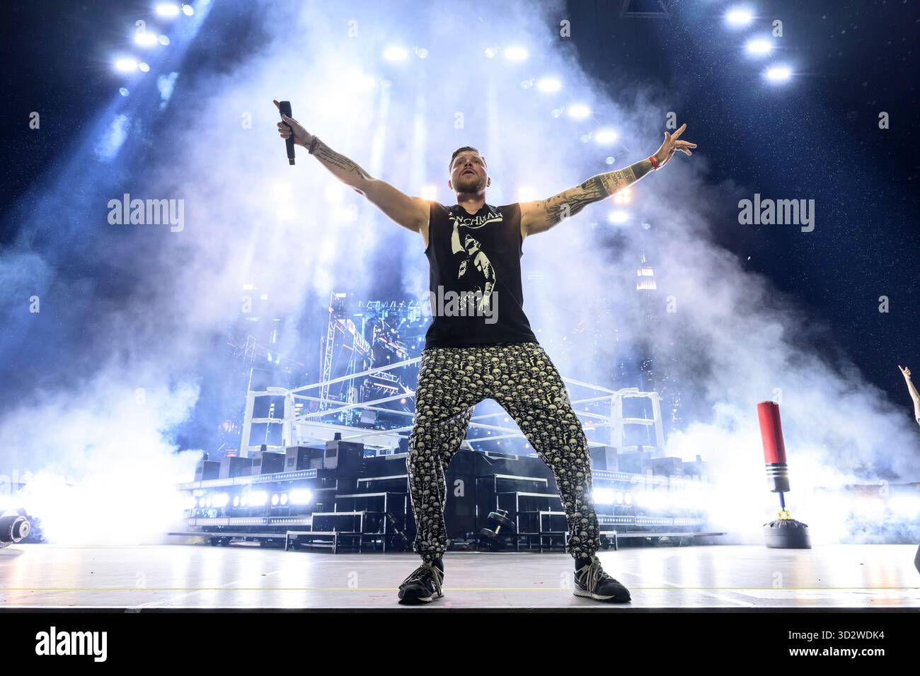 FINCH Arena Tour 2025 live in der Olympiahalle, München am 3.10.2025 ...