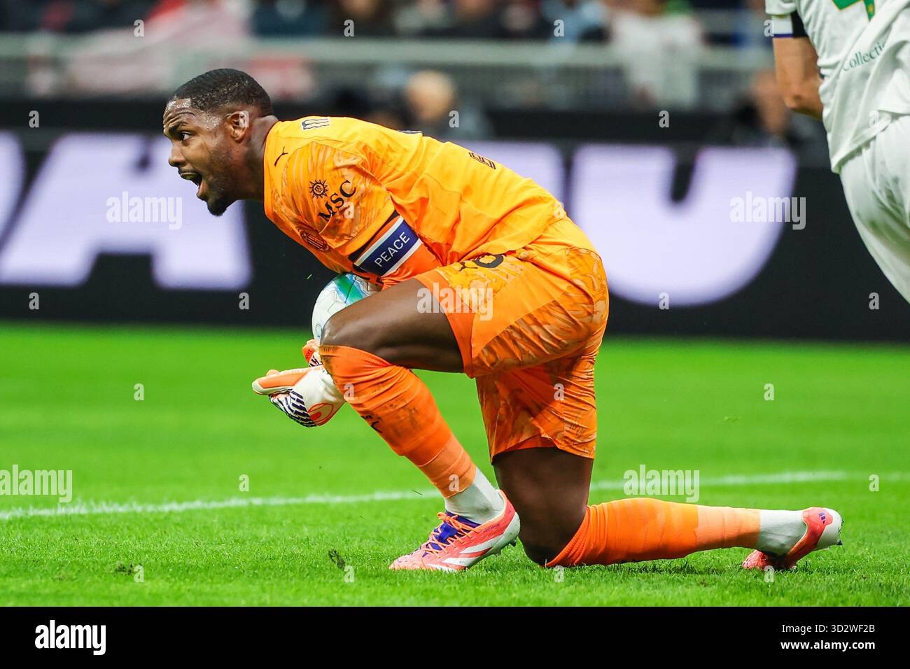 Mike Maignan of AC Milan seen in action during Serie A 2025/26 football ...