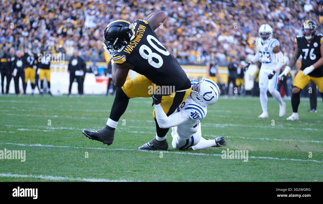 Nov 2, 2025: Darnell Washington #80 during the 2025 Steelers vs Colts ...