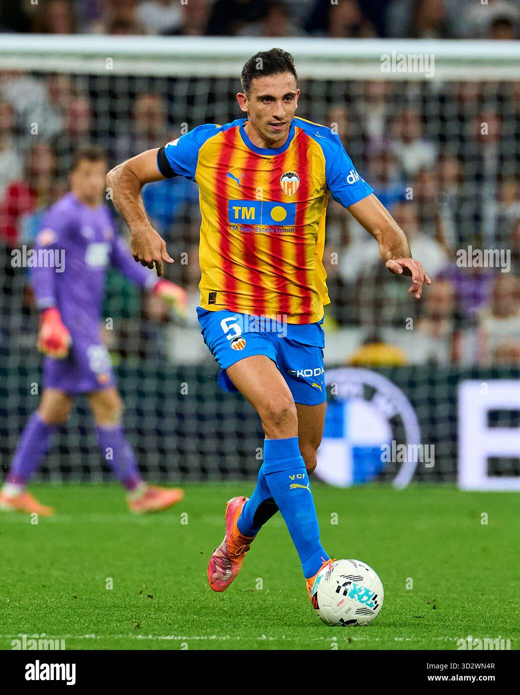 Cesar Tarrega of Valencia CF during the LALIGA EA SPORTS match between ...