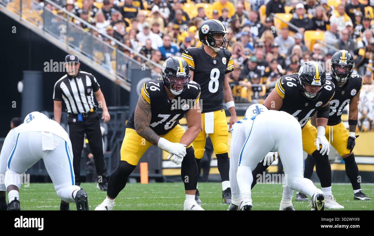 Nov 2, 2025: Aaron Rodgers #8 during the 2025 Steelers vs Colts game in ...