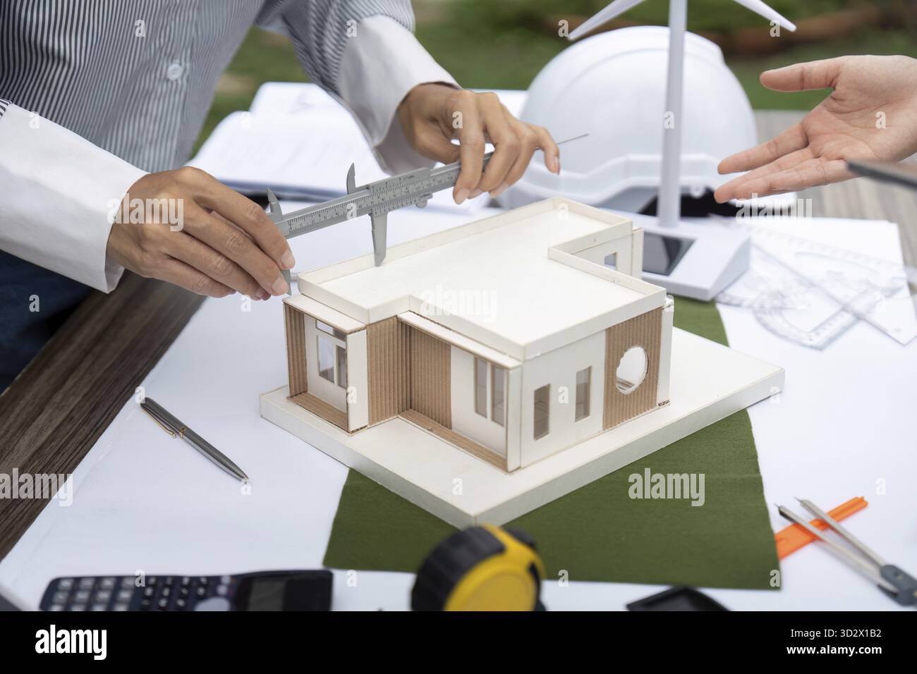 Engineers collaborate to accurately measure a sustainable building ...