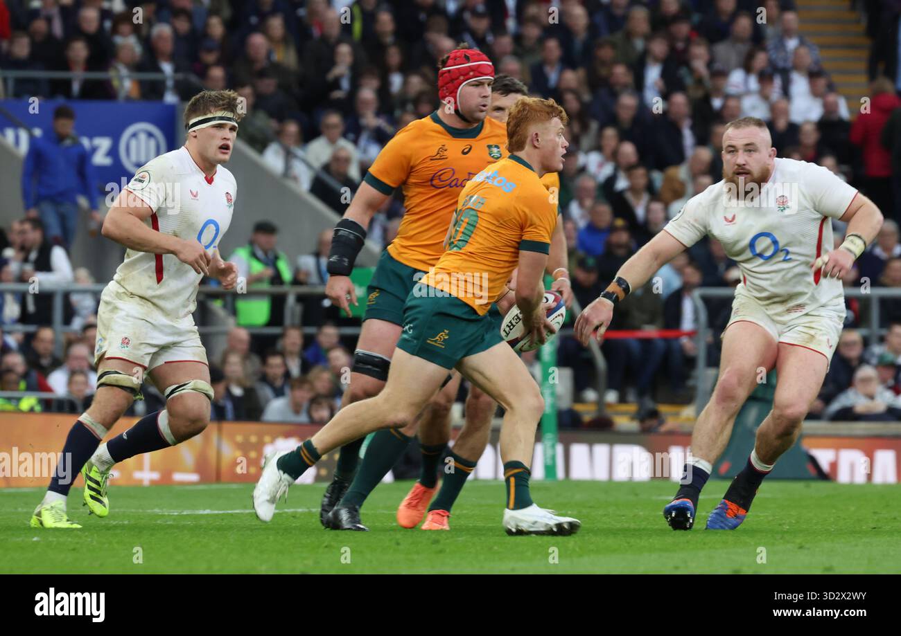 L-R England's Guy Pepper(Bath Rugby) Australi's Tane Edmed(West Harbour ...