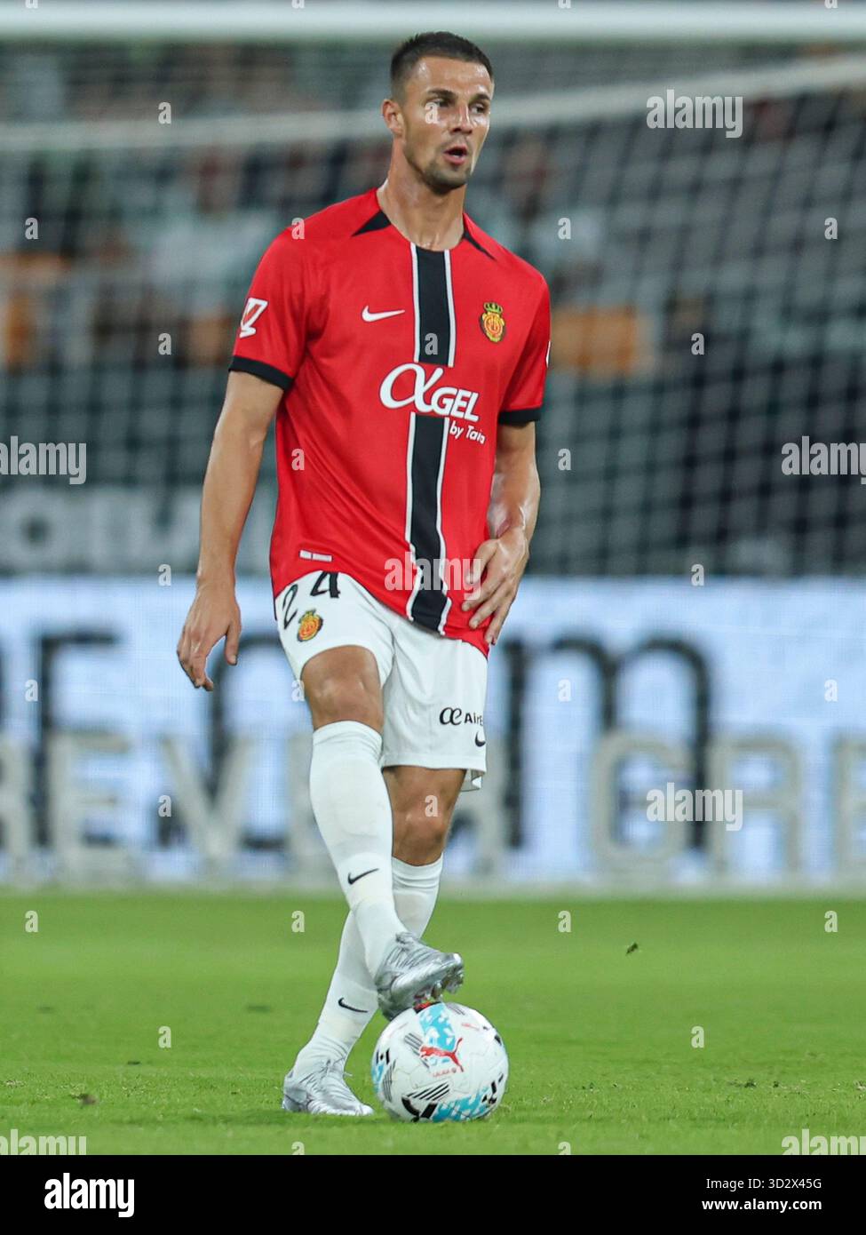 Martin Valjent of RCD Mallorca during the La Liga EA Sports match ...
