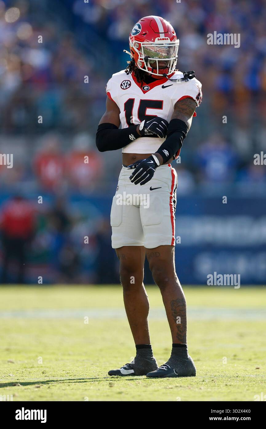JACKSONVILLE, FL - NOVEMBER 01: Georgia Bulldogs defensive back Demello ...