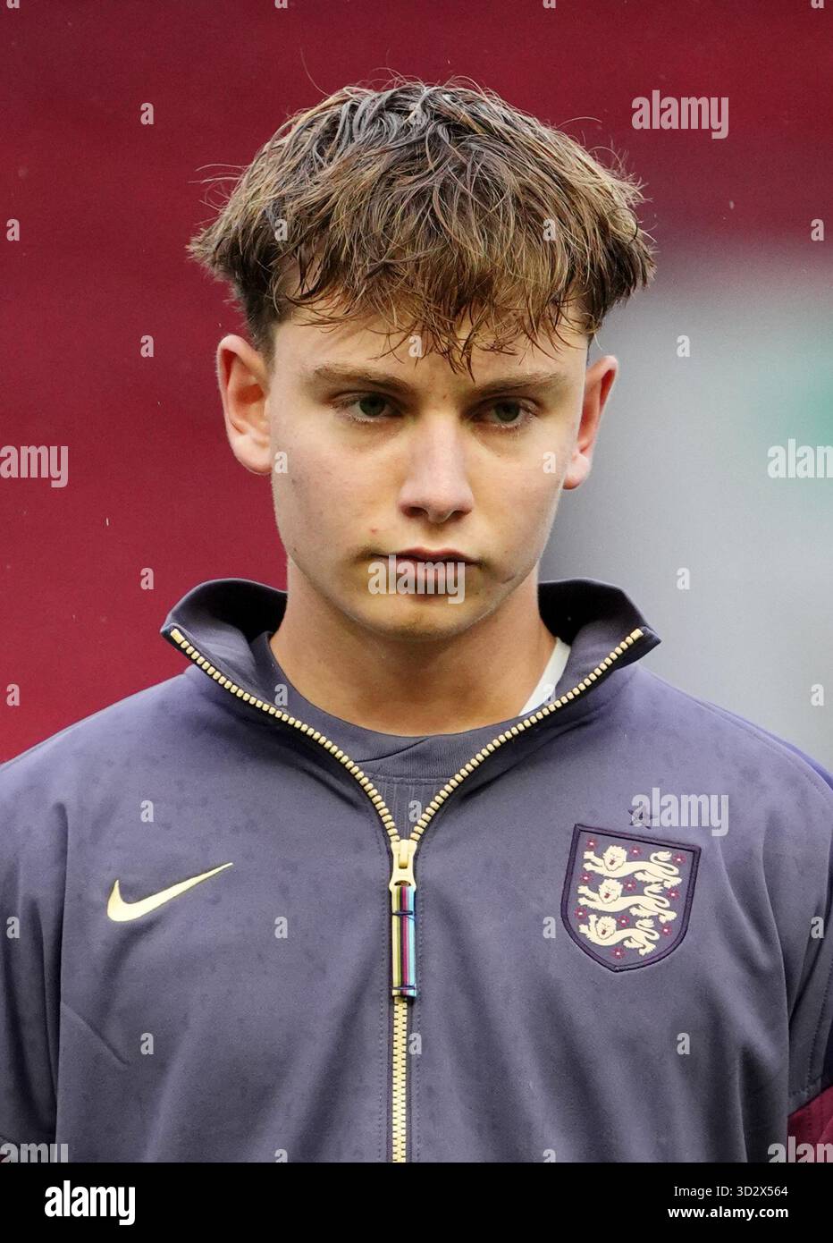 England's Hugo De Lisle during the UEFA European Under-17 Championship ...