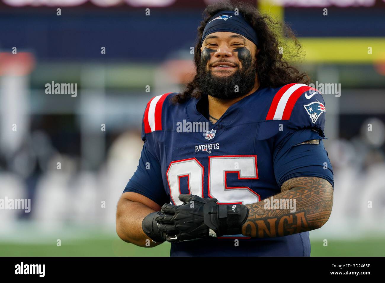 New England Patriots defensive tackle Khyiris Tonga (95)reacts after ...