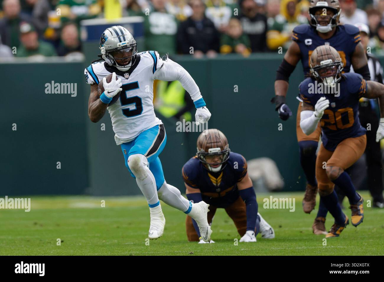 Carolina Panthers running back Rico Dowdle (5) rushes during an NFL ...