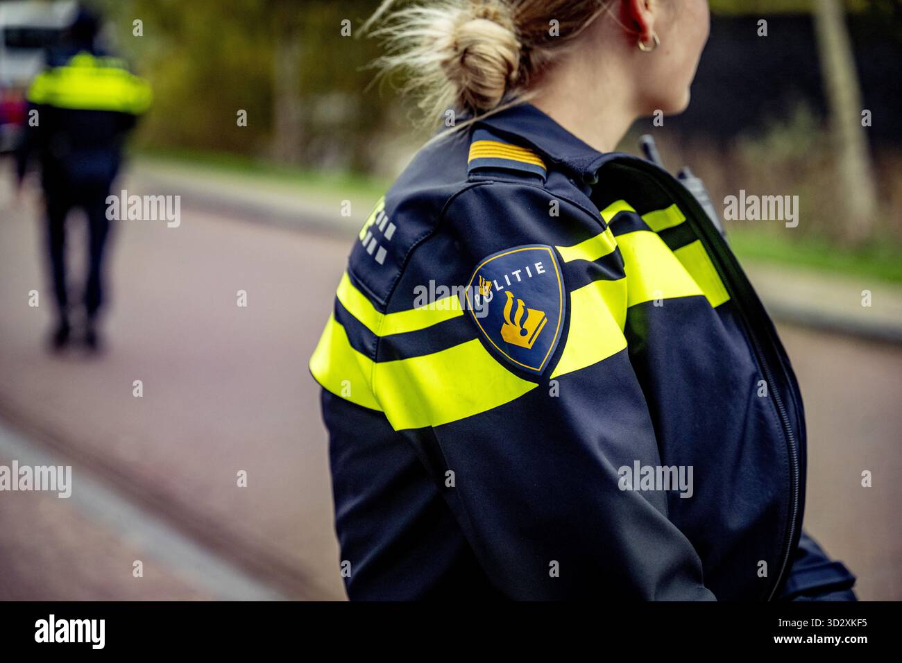 HAARLEM - Police officers at work. ANP /HOLLANDSE HOOGTE /ROBIN UTRECHT ...
