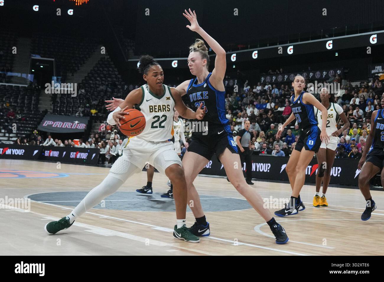 Baylor forward Bella Fontleroy (22) drives on Duke forward Toby ...