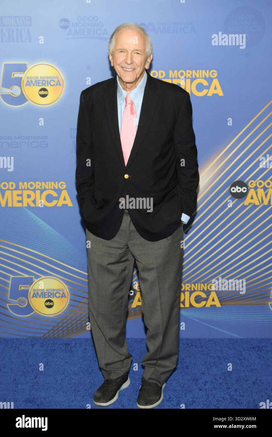 Charlie Gibson attends "Good Morning America" 50th Anniversary ...