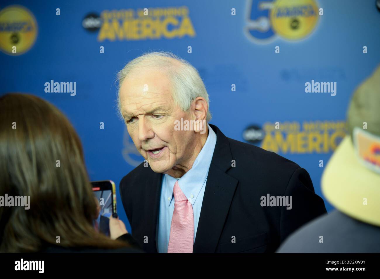 Charlie Gibson attends "Good Morning America" 50th Anniversary ...