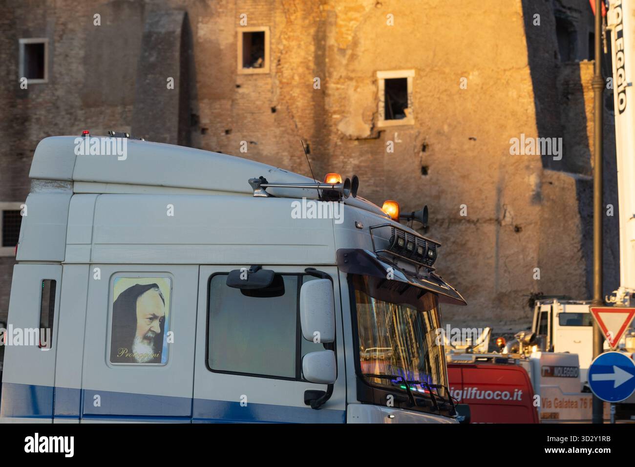 Firefighters try to save the worker who remained inside the Torre dei ...