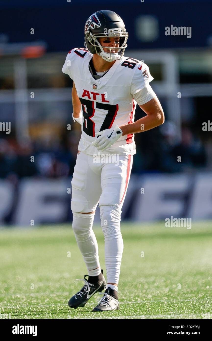 Atlanta Falcons wide receiver David Sills V (87) prepares to run a ...