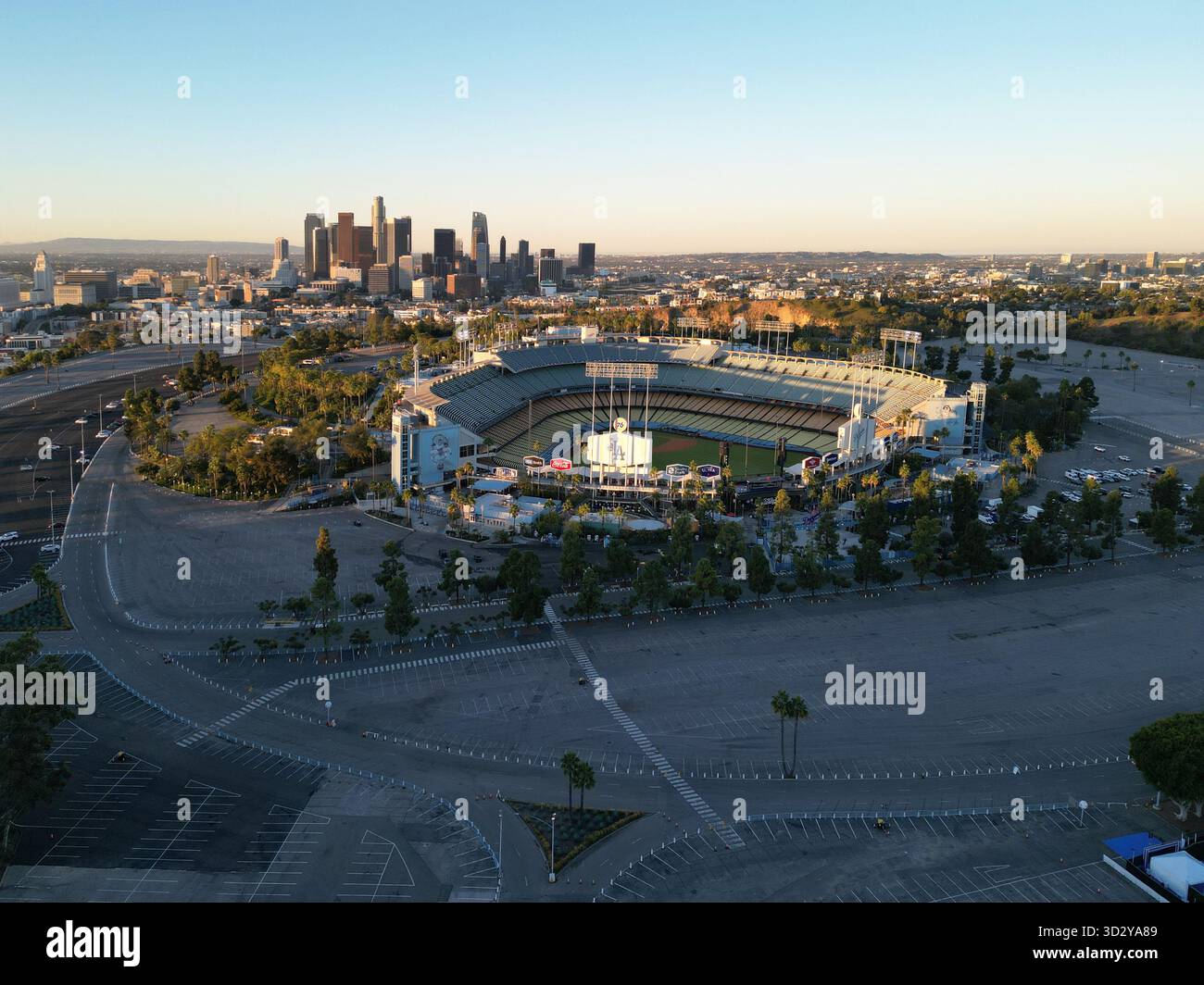 Aerial view of Dodger Stadium on a clear morning with the skyline of ...
